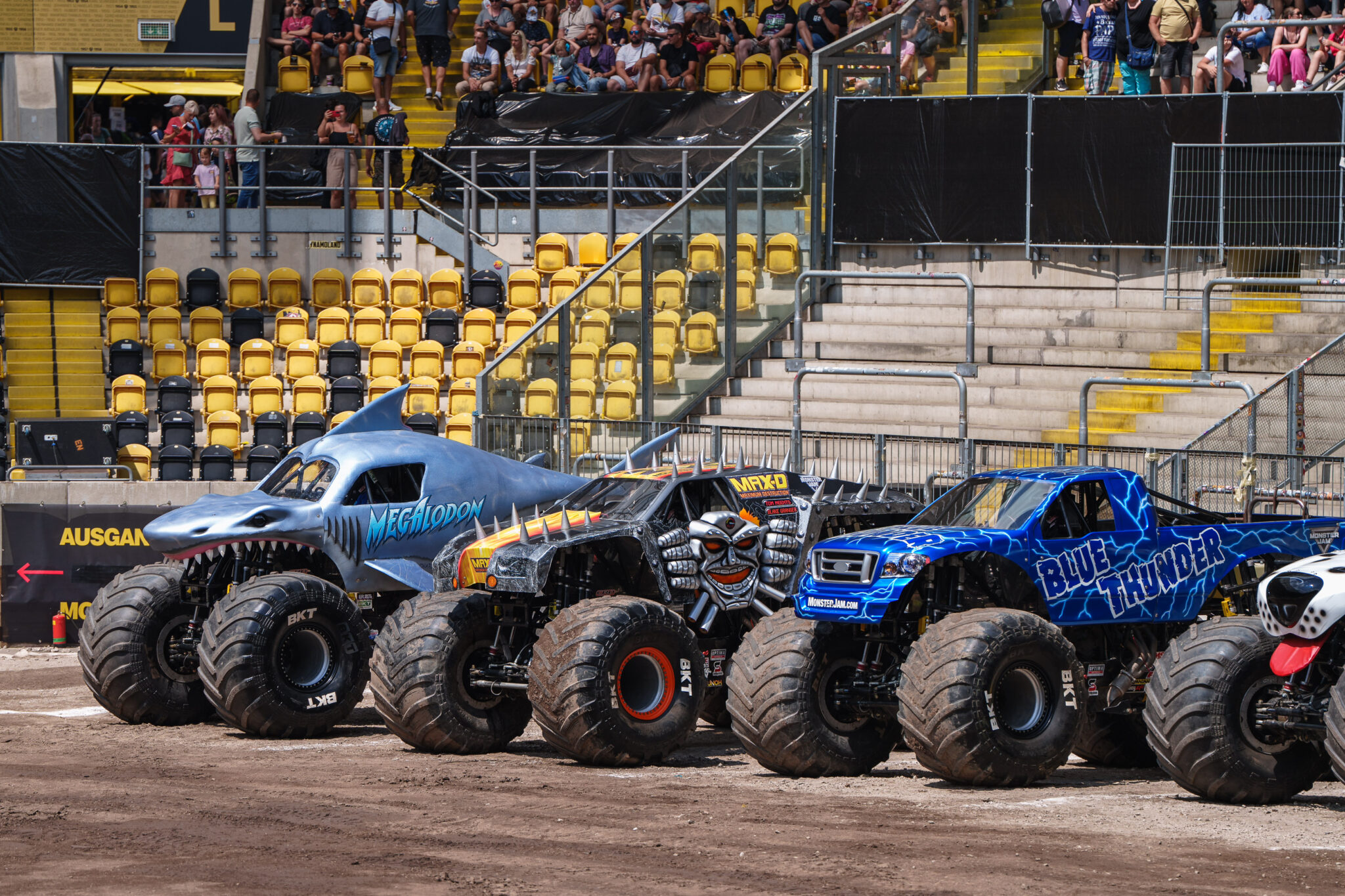 Rückblick - MONSTER JAM - Rudolf-Harbig-Stadion