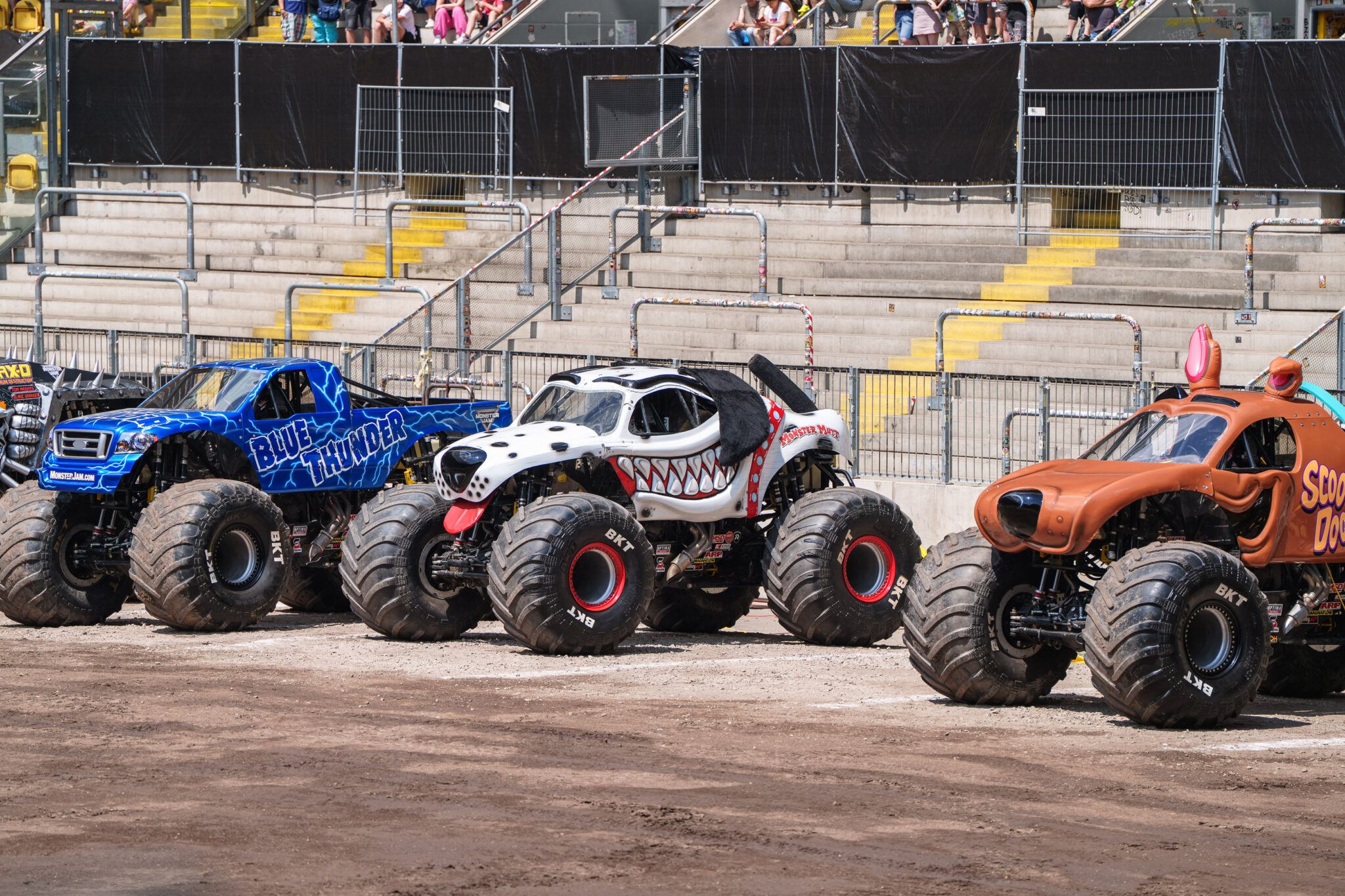 Rückblick - MONSTER JAM - Rudolf-Harbig-Stadion